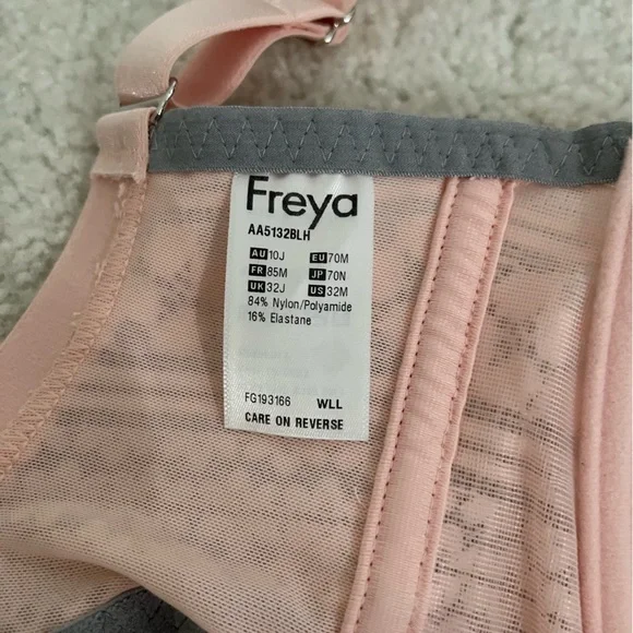 Freya | Intimates & Sleepwear | Nwt Freya Daisy Lace Underwire Balcony ...